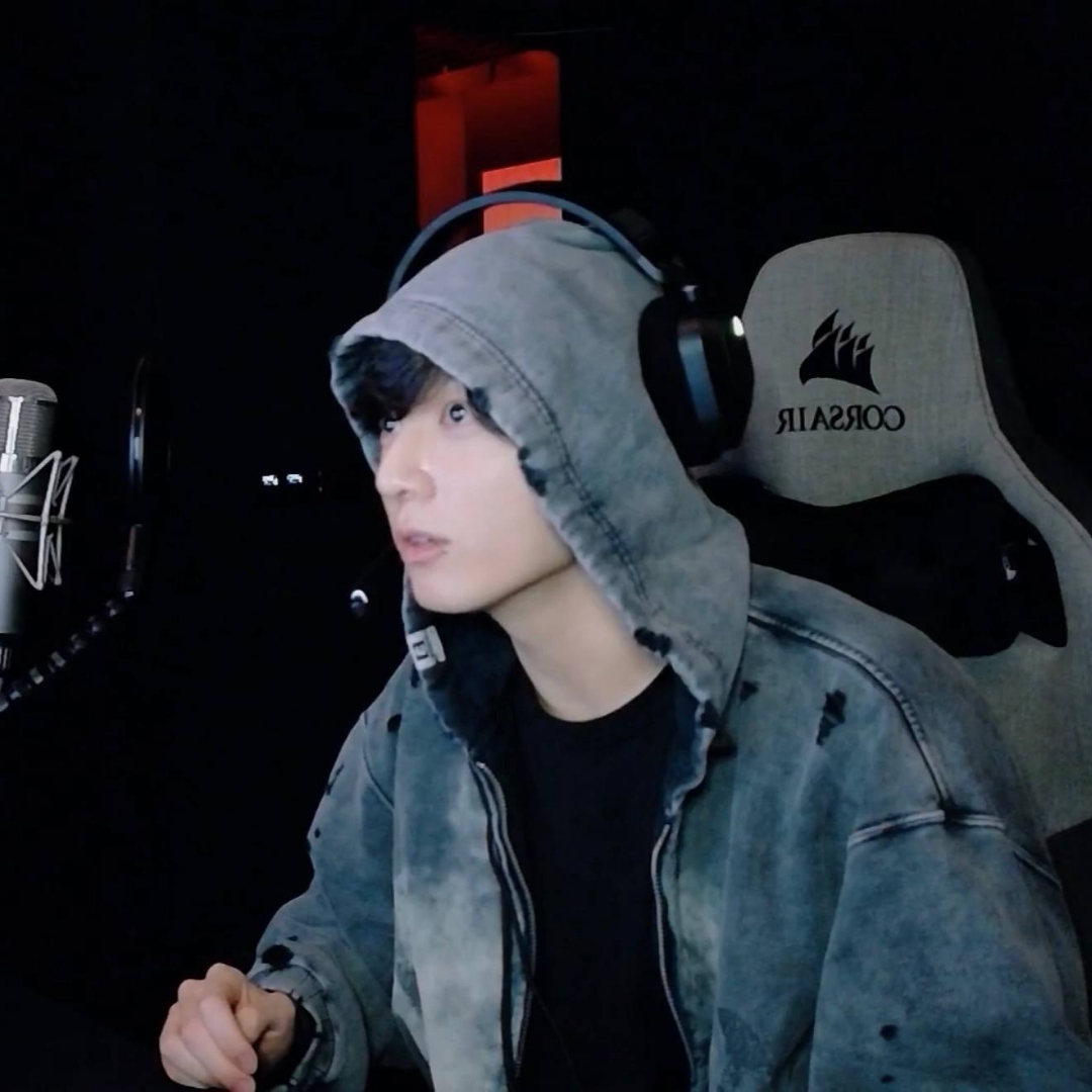 🤍𝓑𝓪𝓬𝓴𝓰𝓻𝓸𝓾𝓷𝓭💙 - عکس ویسگون