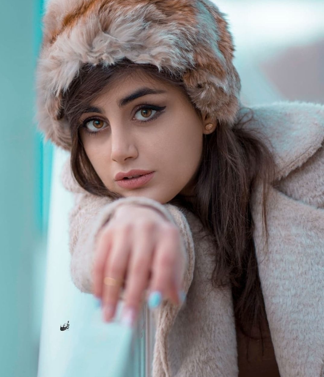 بہ او بگویید دوست اش دارم عکس ویسگون